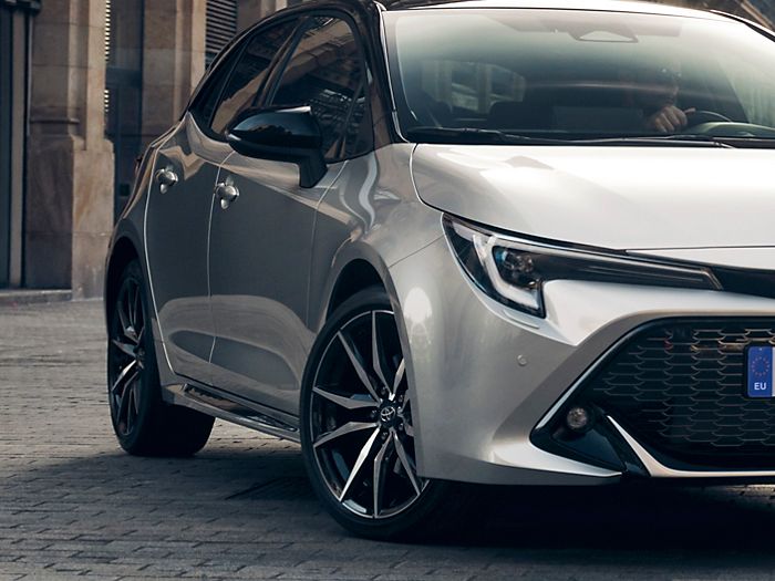 Toyota corolla hatchback electric store